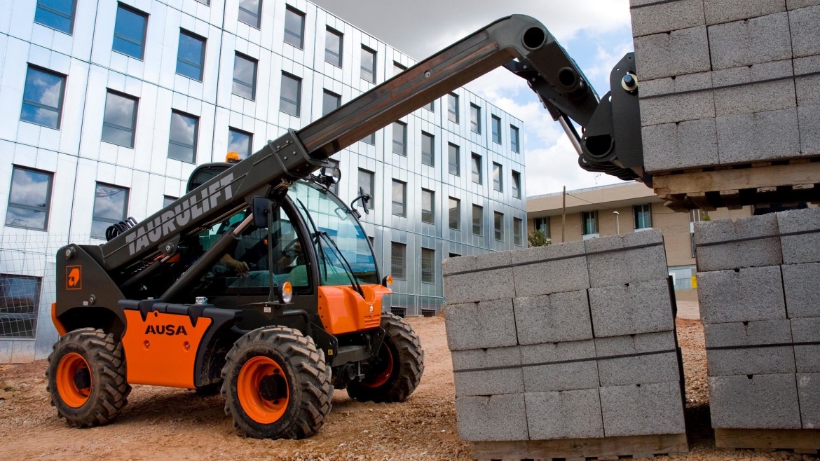 TELESCOPIC T 204 H - Ausa Romania - Utilaje constructii si agricole de ...