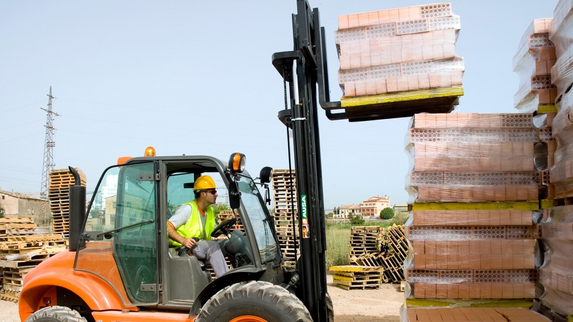 Motostivuitor C350H - Ausa Romania - Utilaje constructii si agricole de ...